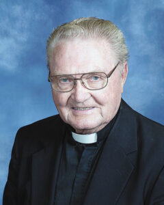 Fr. Roger Nilles dies – Madison Catholic Herald Archive (2001-2025)